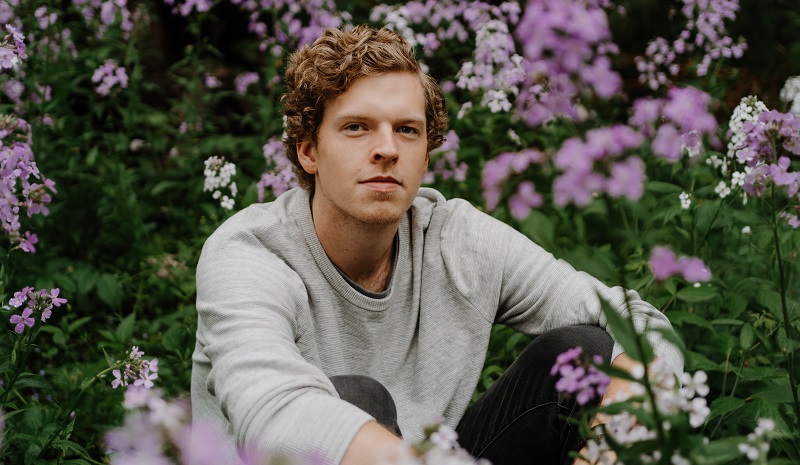 Track Premiere: Davis John Patton “The Oceans” – Americana UK