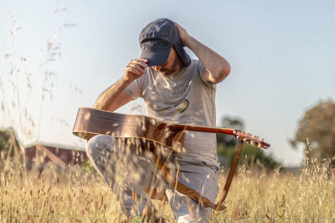 Video Premiere: Justin Bernasconi “The Right Height” – Americana UK