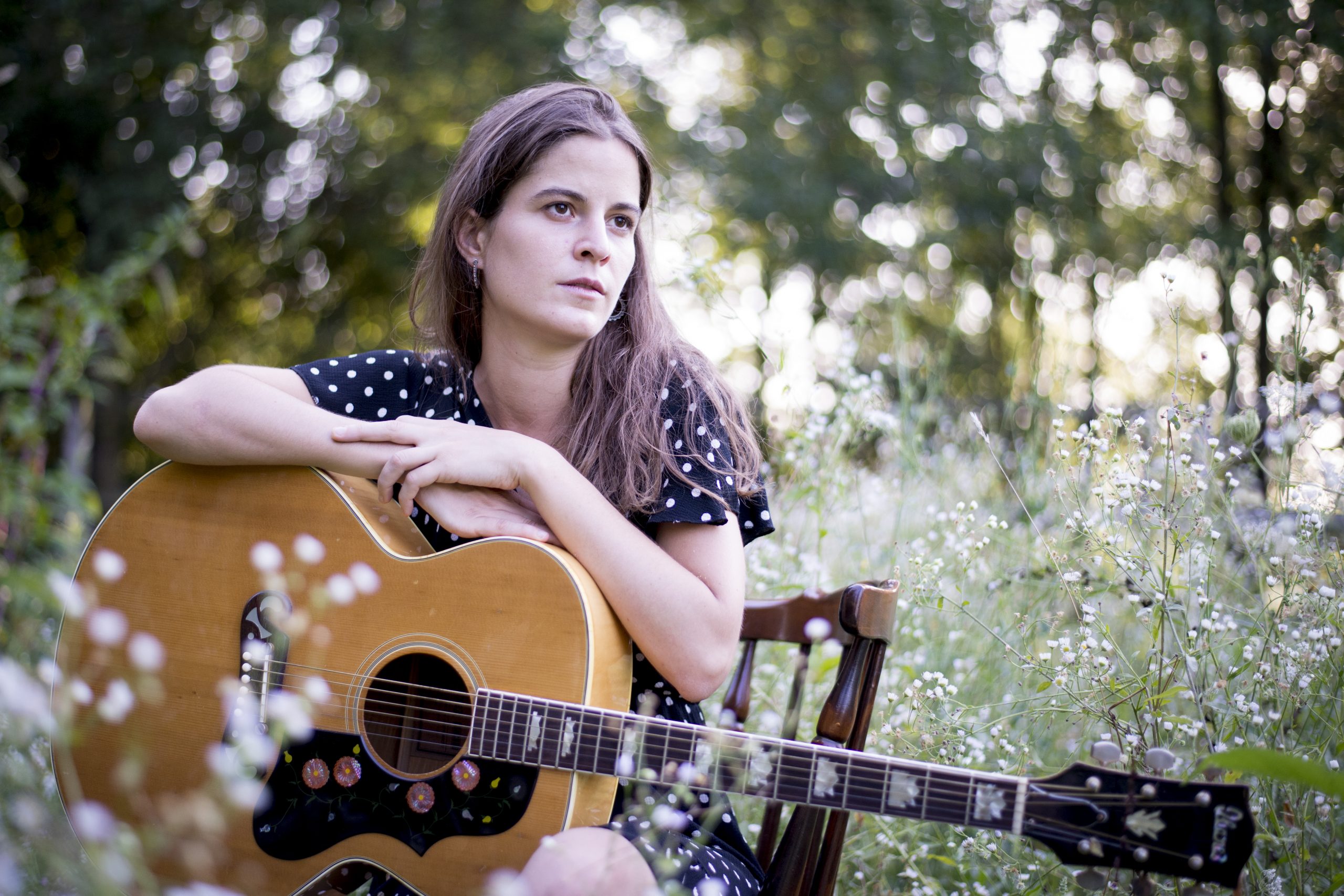 Video Premiere: Claudia Buzzetti and The Hootenanny “New York Walk ...