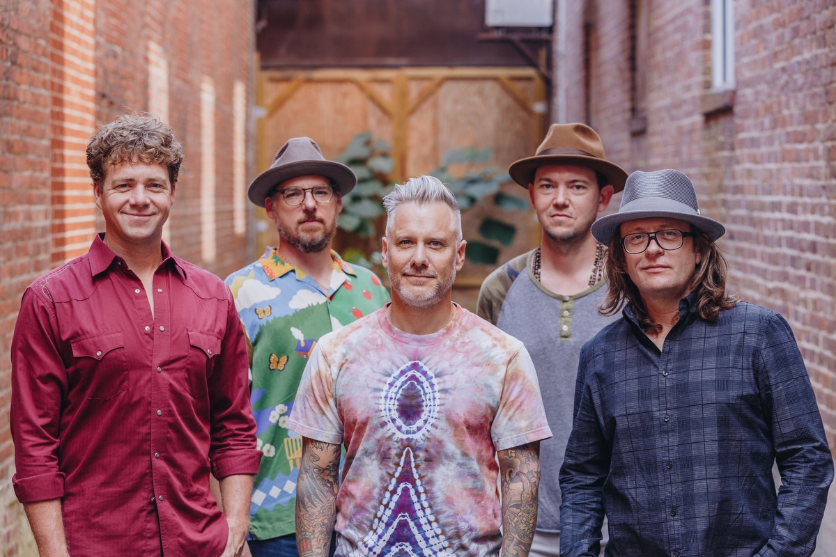 The Infamous Stringdusters new album is out today – Americana UK