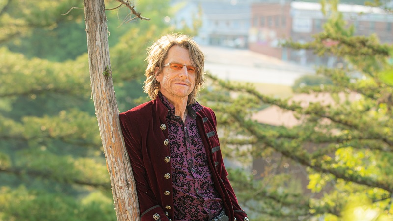 Track Premiere: Steve Noonan “Either Way” – Americana UK