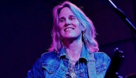 Live Review: Lynne Hanson, Town Hall, Kirton in Lindsey – 2nd April ...