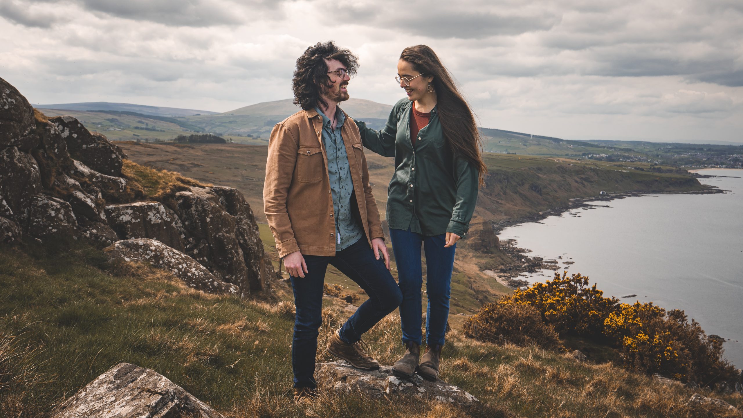 Video Premiere: The Foreign Landers “Traveler” – Americana UK