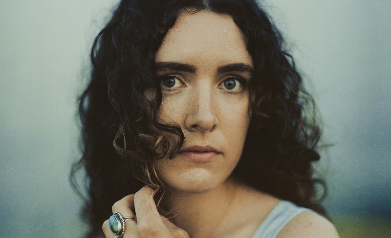 Julia Logan “River Run” – flow to the sea – Americana UK