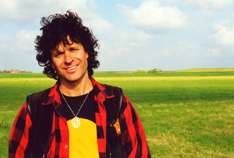 Small Venue Heroes: Rory McLeod – Americana UK