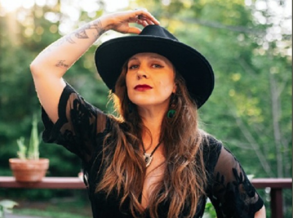 Sarah King “Blame It On The Booze” – it is no excuse – Americana UK