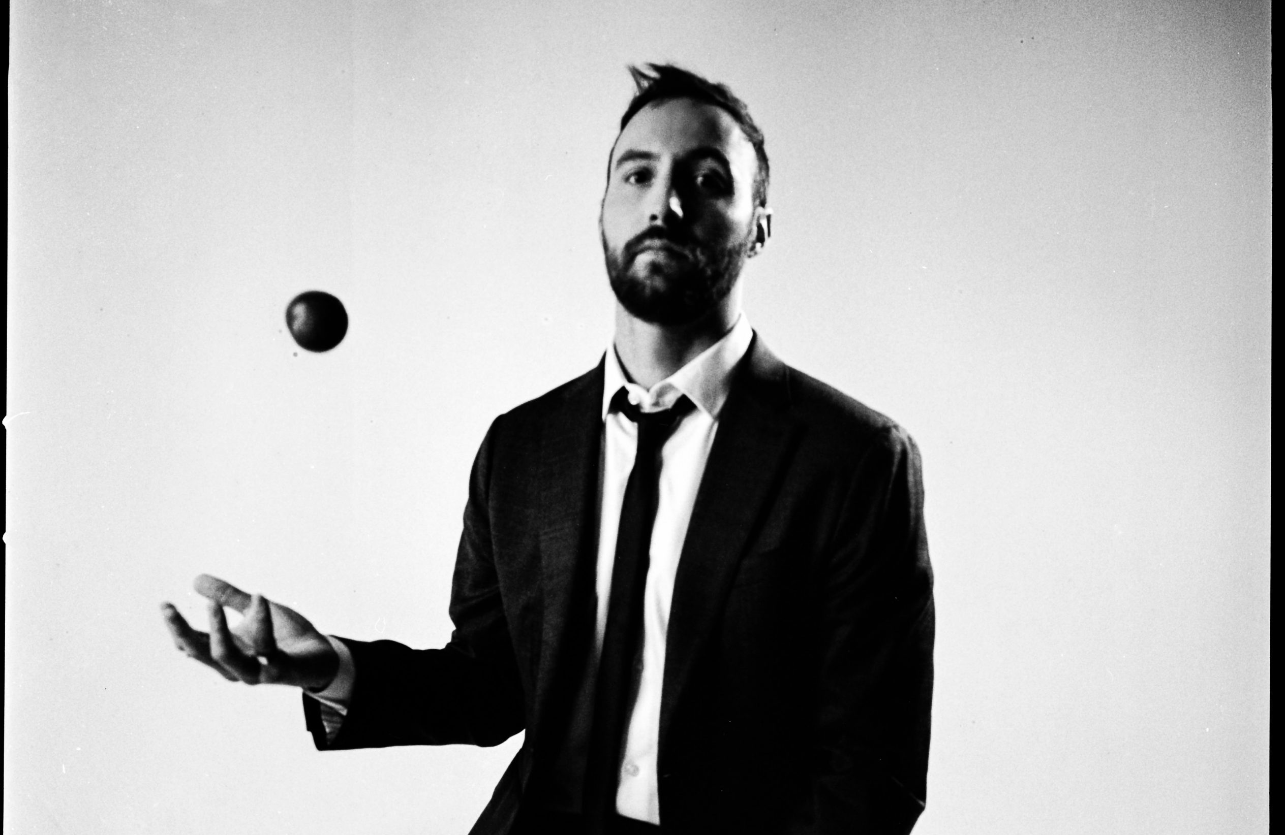 Something for the weekend: Ruston Kelly “Belly of the Beast” – Americana UK