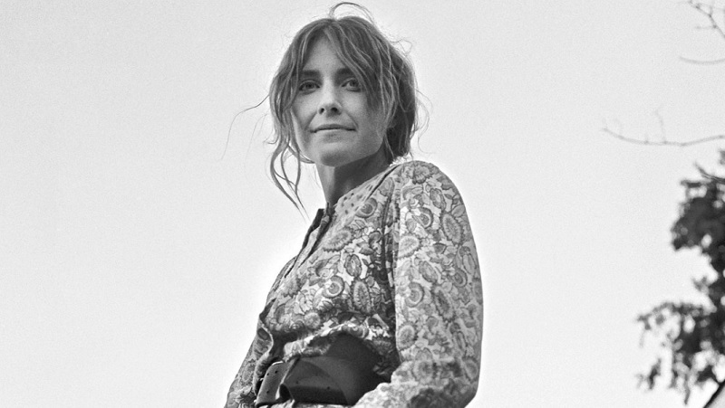 Ellie Turner “The ‘I Love You Song’” – someone’s popular… – Americana UK