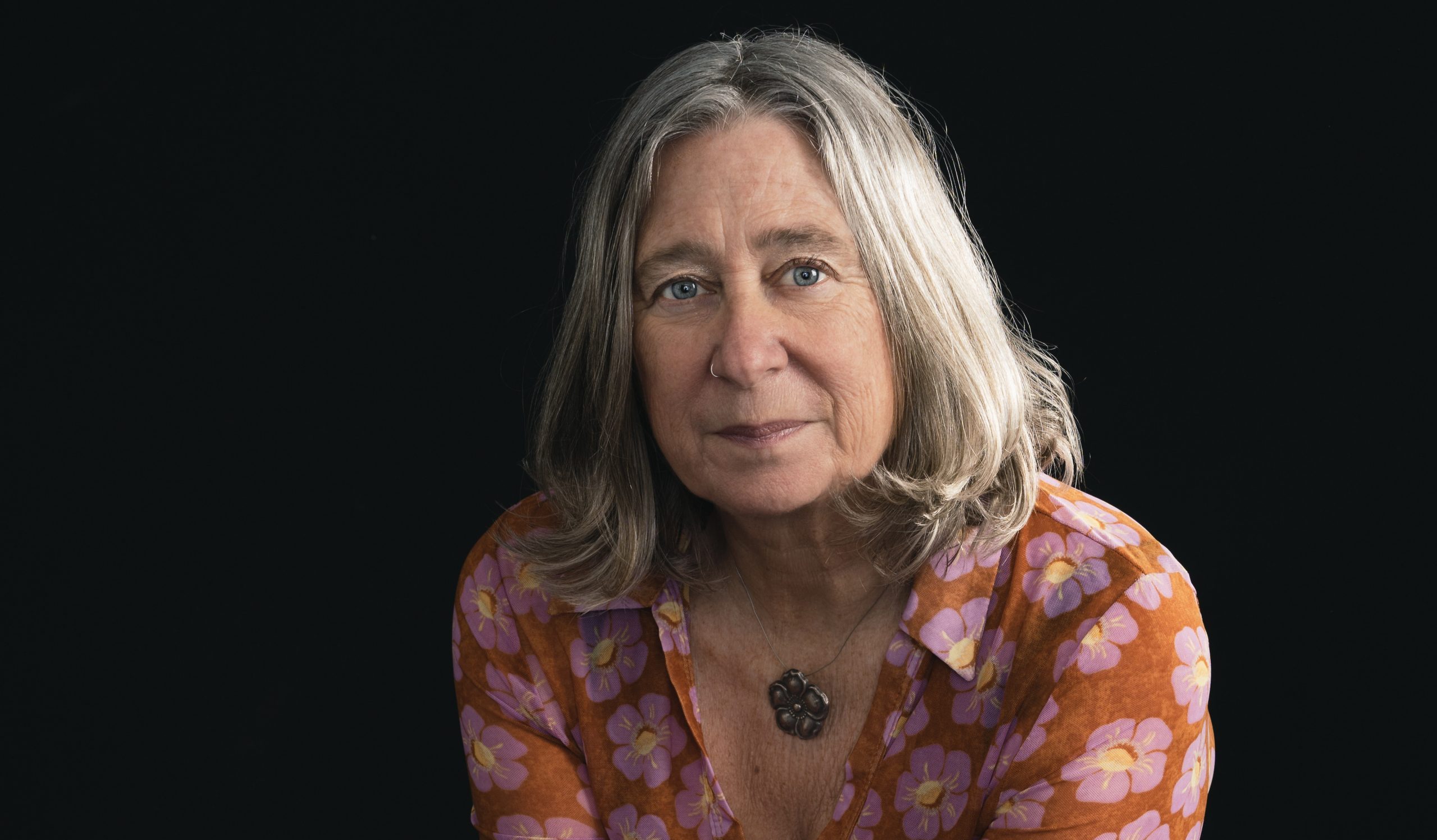 Video Premiere: Jill Rogers and Crying Time “Golden Hour” – Americana UK