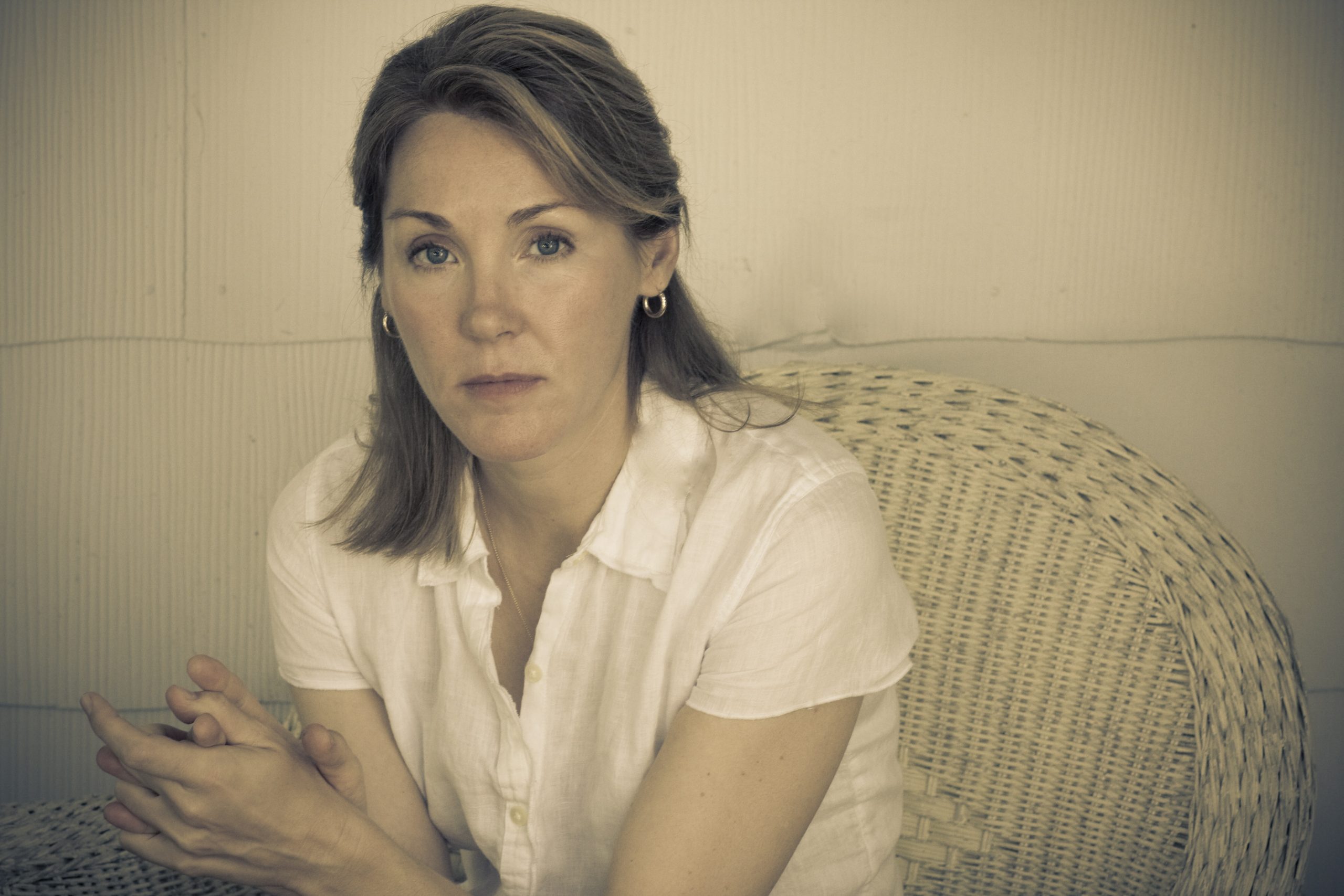 Exclusive AUK Mini-Gig: Diana Jones – Americana UK