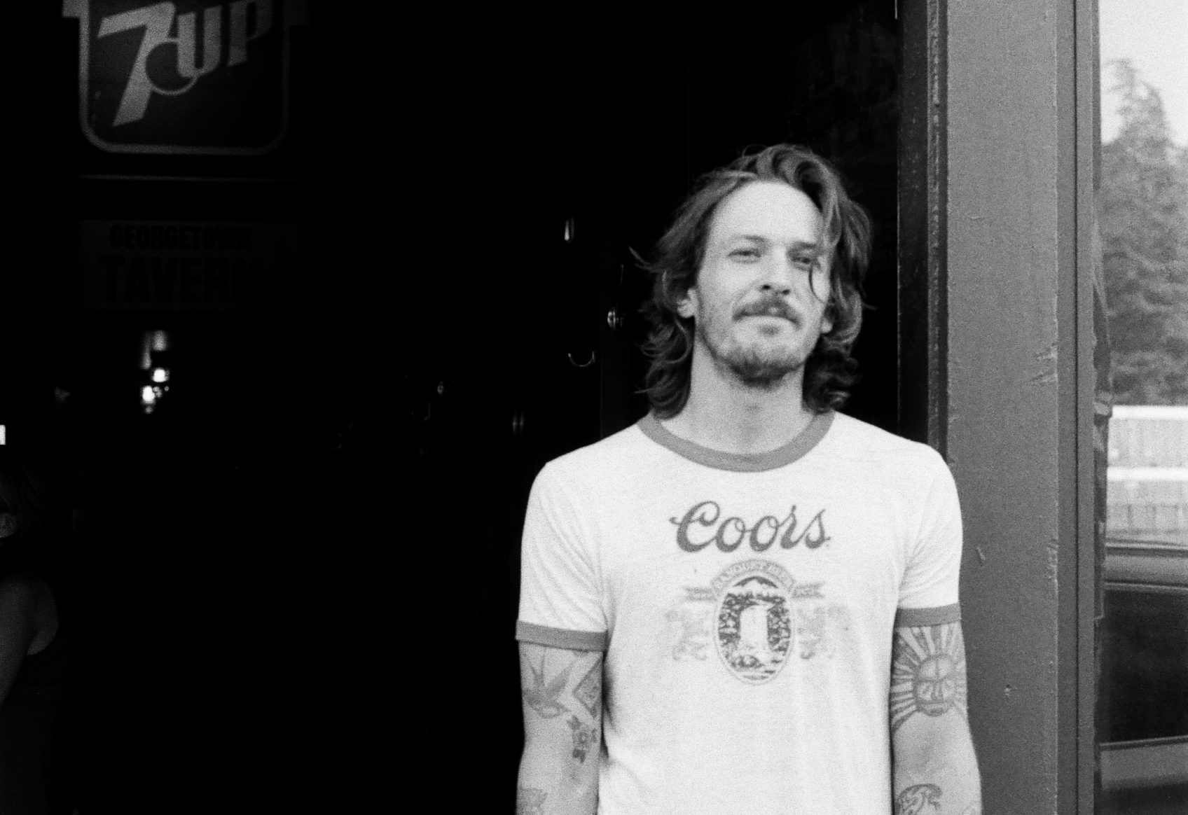 Video Premiere: Richard Simeonoff “CIA” – Americana UK