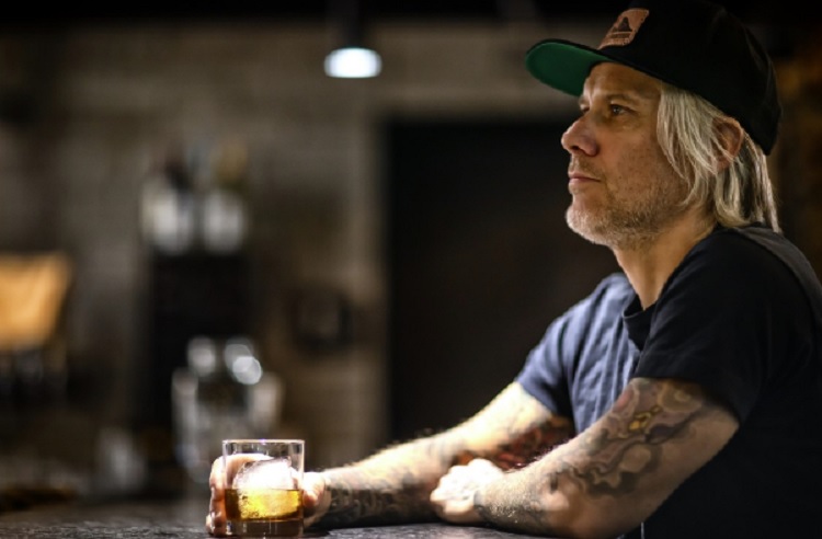 Andy Hall “Up In Bigfoot Country” – Bluegrass at a pace – Americana UK