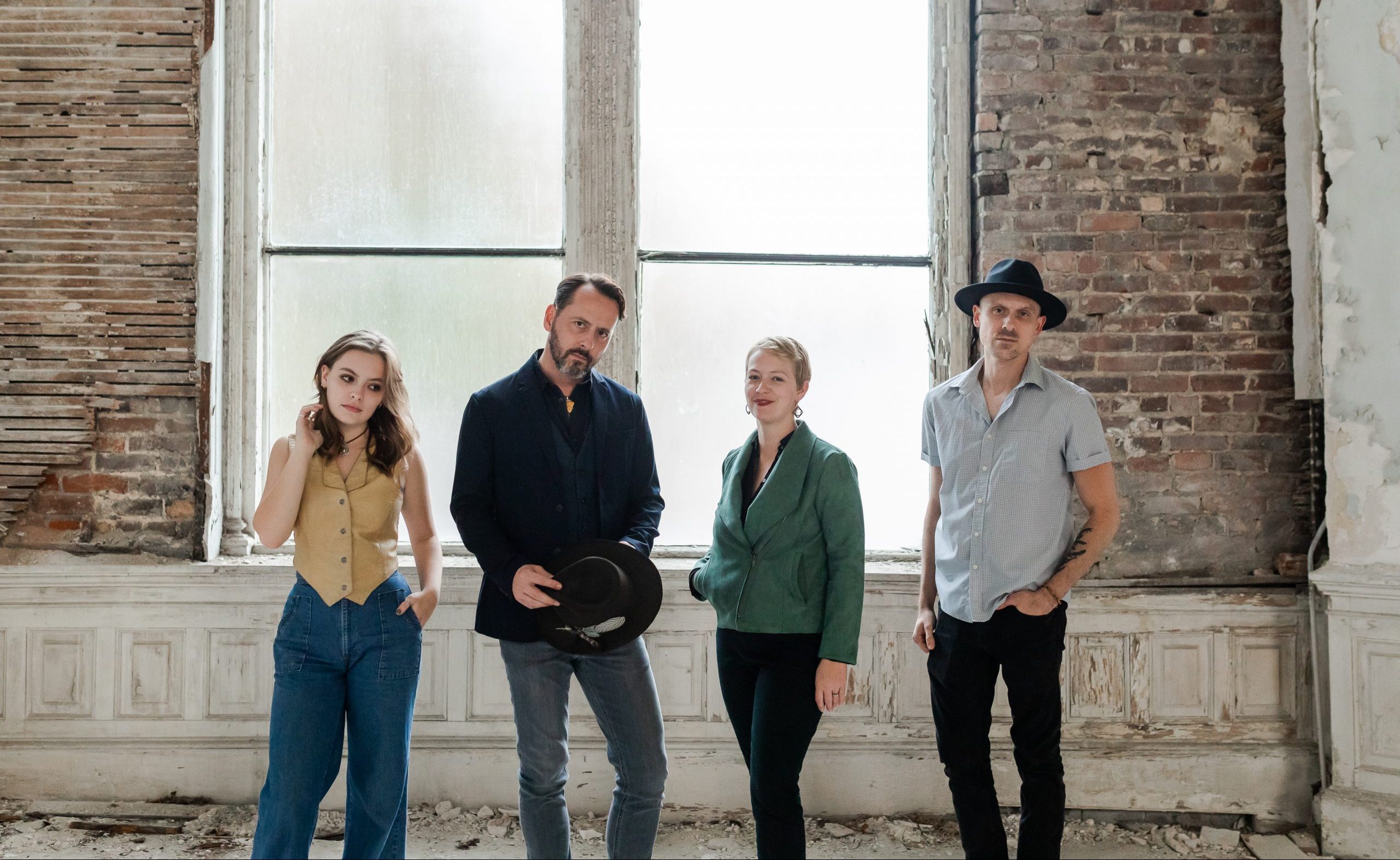 Video Premiere: Shannon Clark and the Sugar “This Old World” – Americana UK