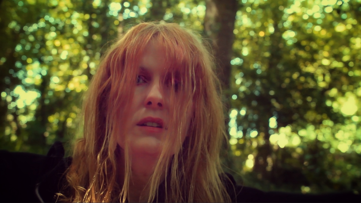 Video Premiere: Jo Beth Young “Wolf Song” – Americana UK