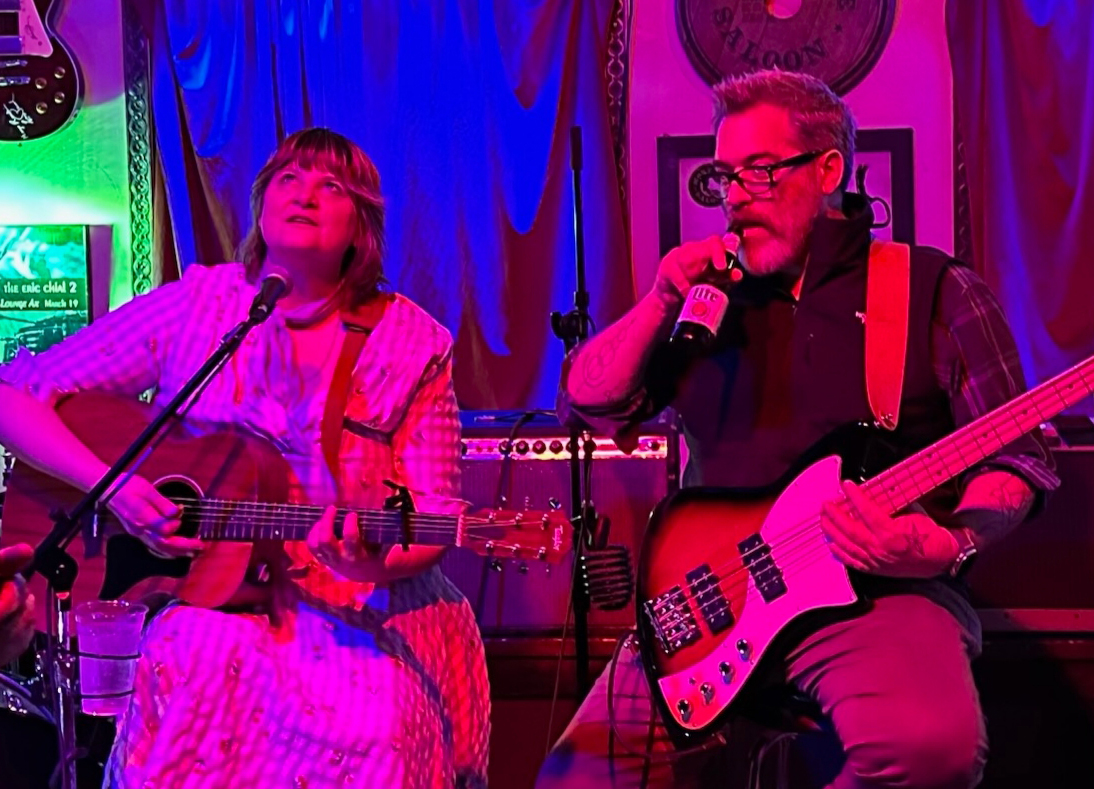 Interview: Barbara Manning returns to the live music scene – Americana UK