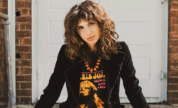 Video Premiere: Brooke Law “Help Me” – Americana UK