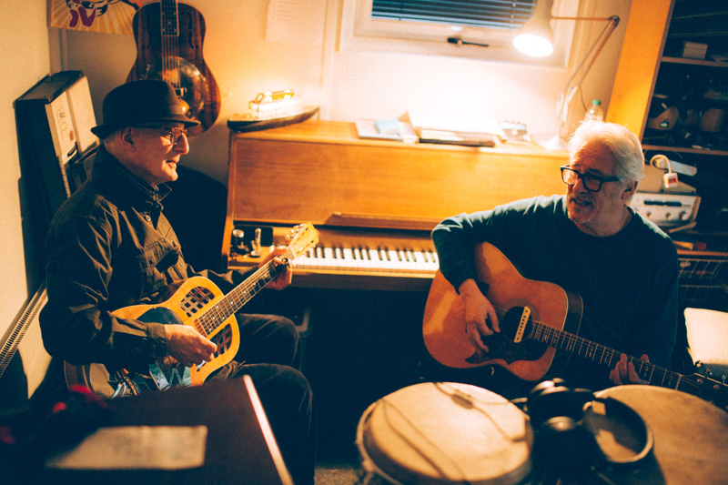 Video: Michael Messer and Chaz Jankel “Mostly We Drive” – Americana UK