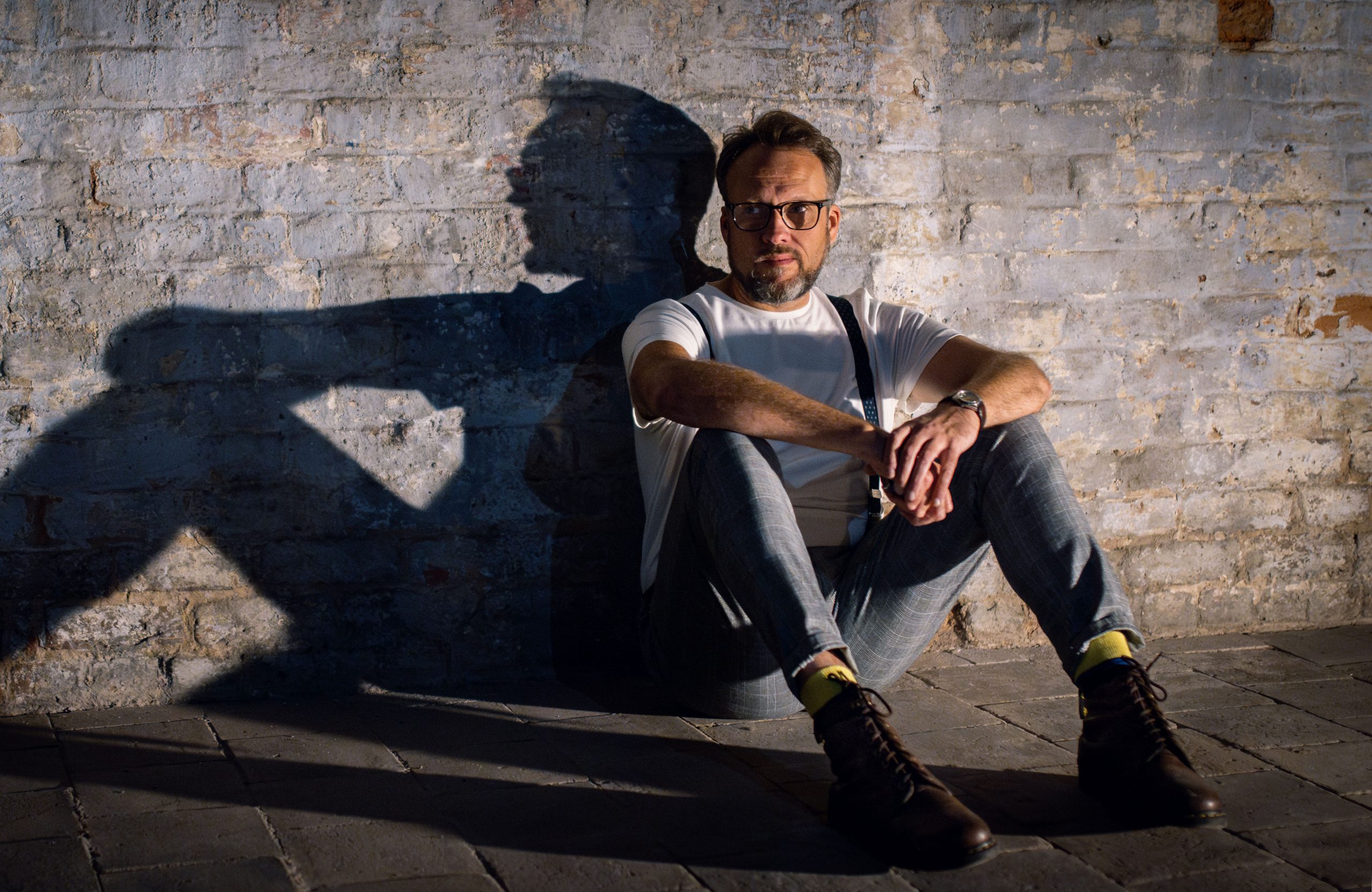 Video: Robert Vincent “The Hard Way” – Americana UK