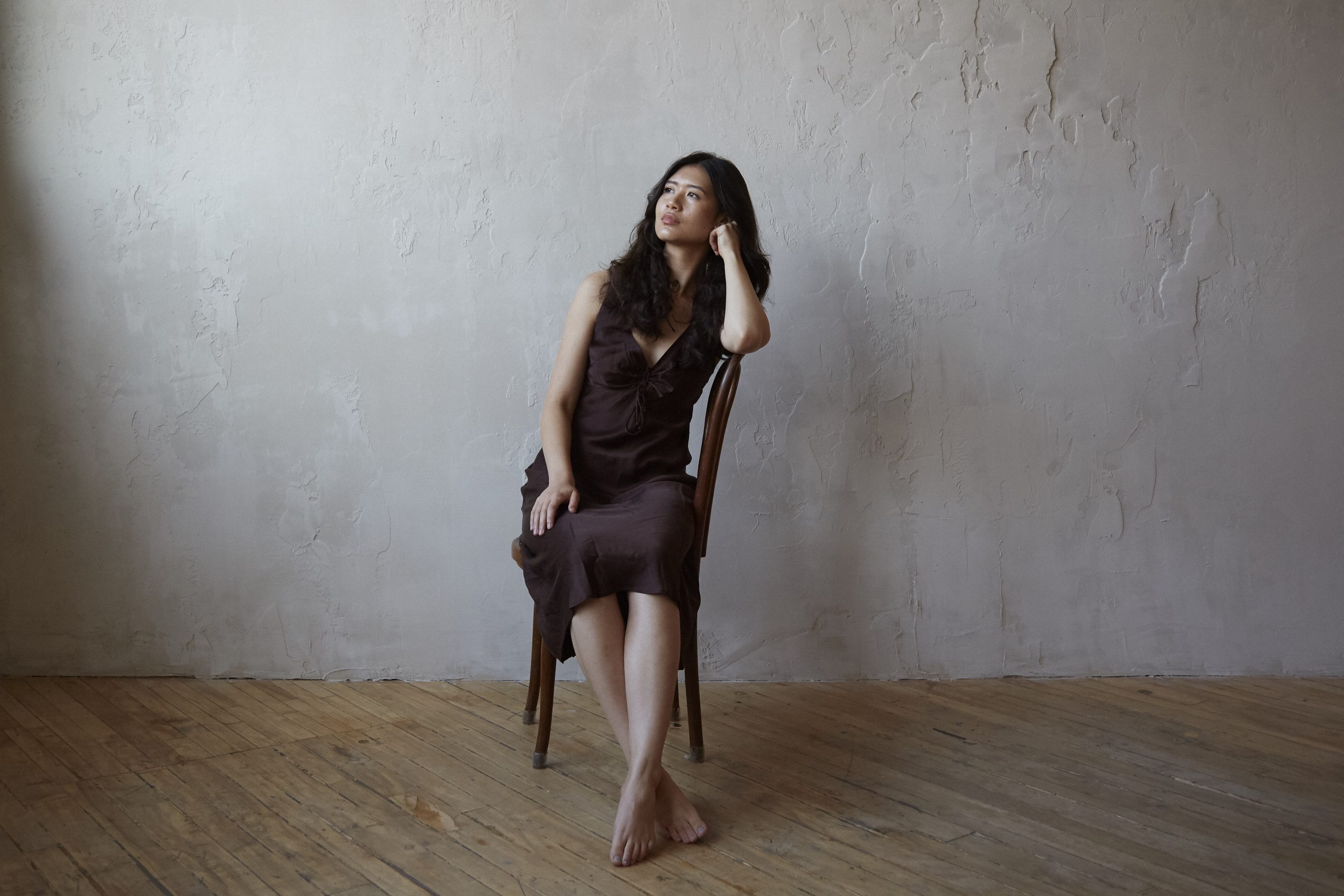 Dover Lynn Fox “Winter Son” – Dark winter days lead to the discovery of hope – Americana UK