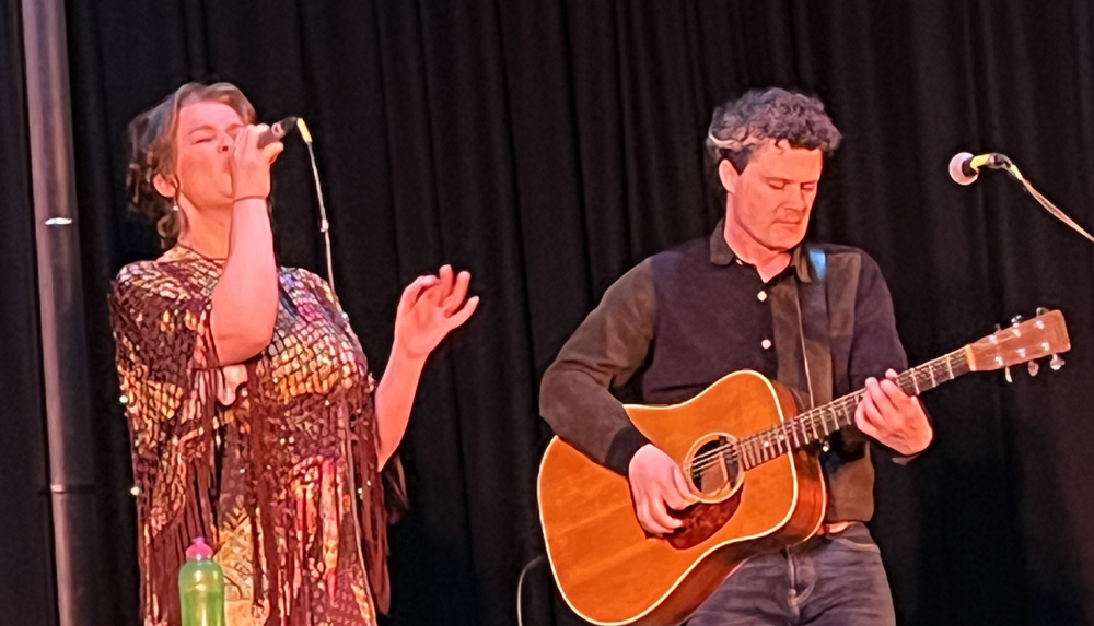 Live Review: Kathryn Roberts and Sean Lakeman + Andy Lenton, Nettleham ...