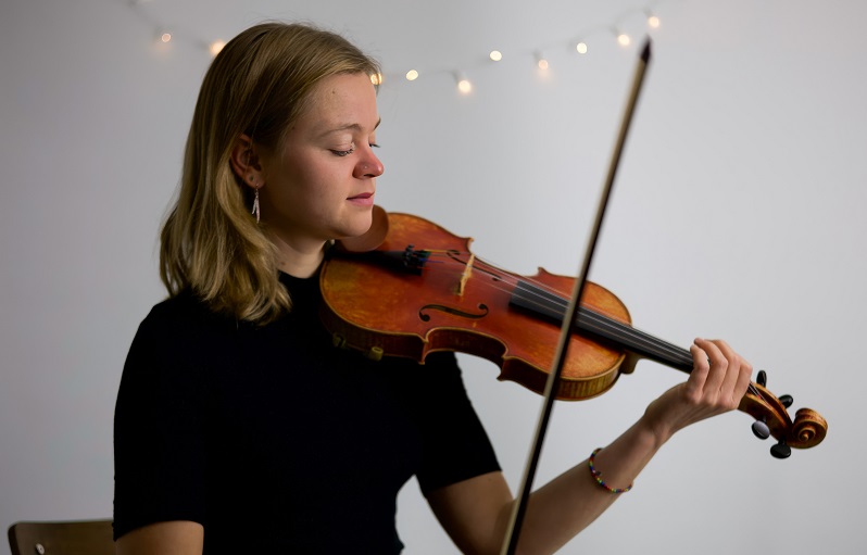 Folk Roundup – Richard Trethewey, Phoebe Rees, Louise Bichan, One Night ...