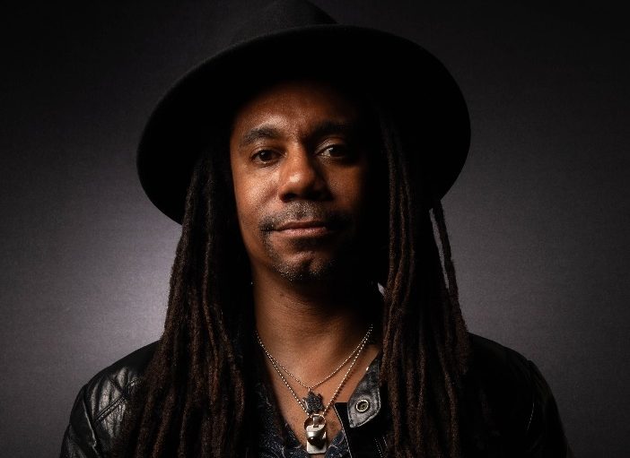 Julian Taylor & Jim Cuddy “Tulsa Time” – resetting my watch – Americana UK