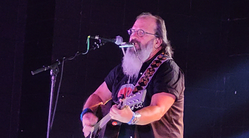 Live Review: Steve Earle + Zandi Holup, Greenfield Lake Amphitheater ...
