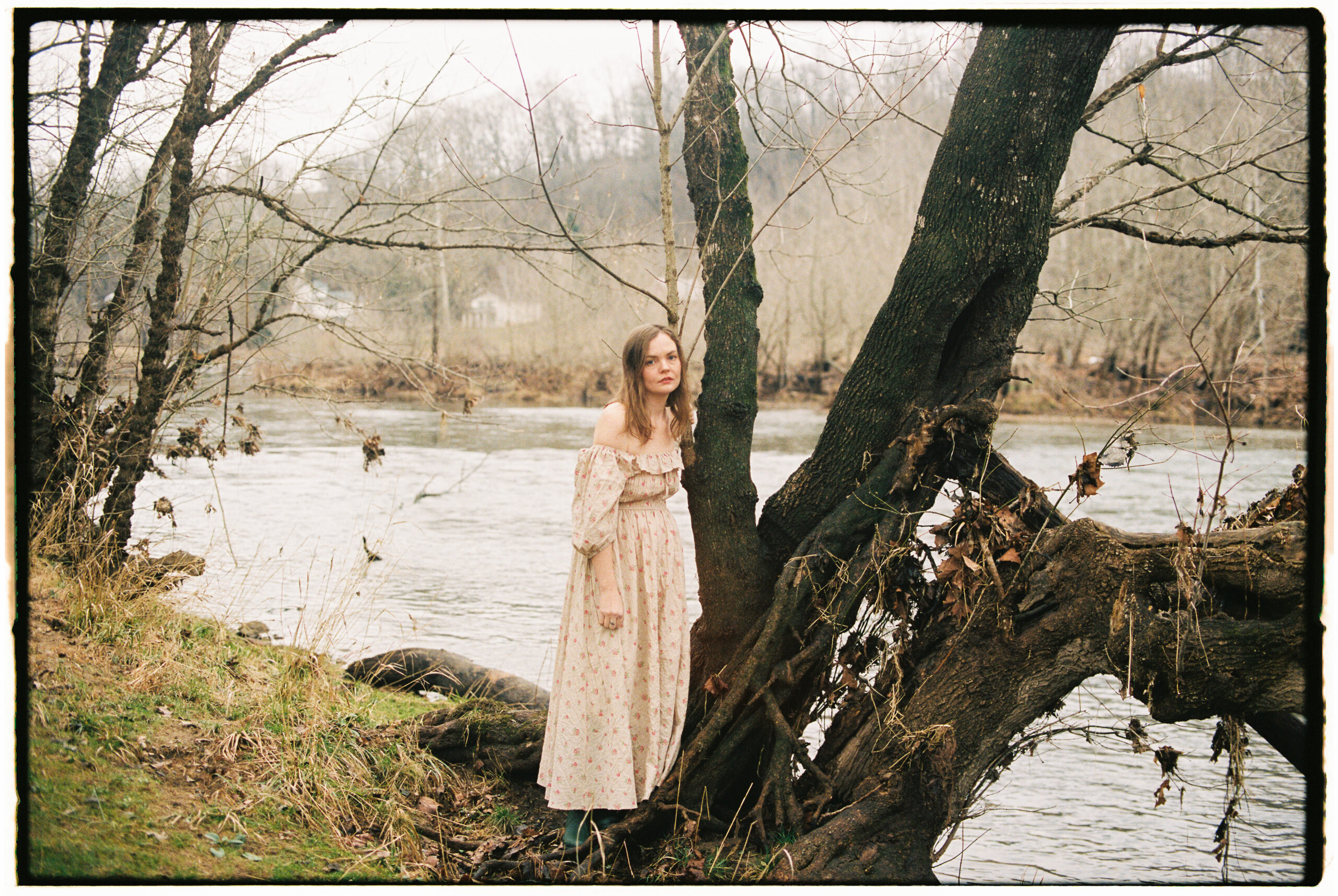 Video Premiere: Annie Stokes “Country Wife” – Americana UK