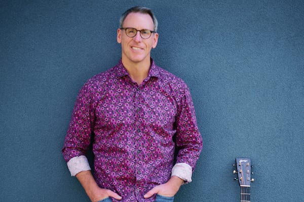 Video Premiere: Jeremy Dion “Lovin’ Our Friends” – Americana UK