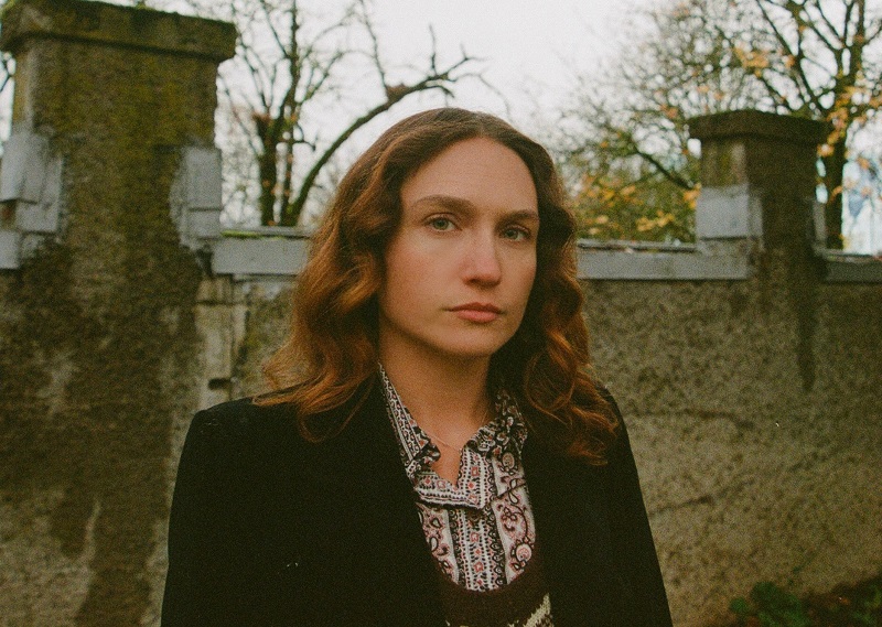 Kassi Valazza “Shadow of Lately” – why is life so bittersweet ...