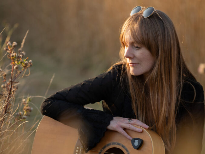 Video: Lucy Kitt “Sweet Time” – waiting for the stars to align ...