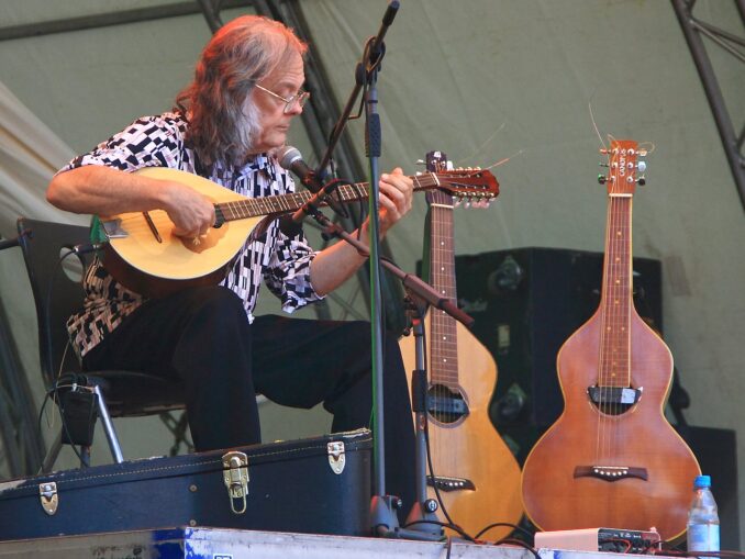 Colin Macleod “Hold Fast” – Americana UK