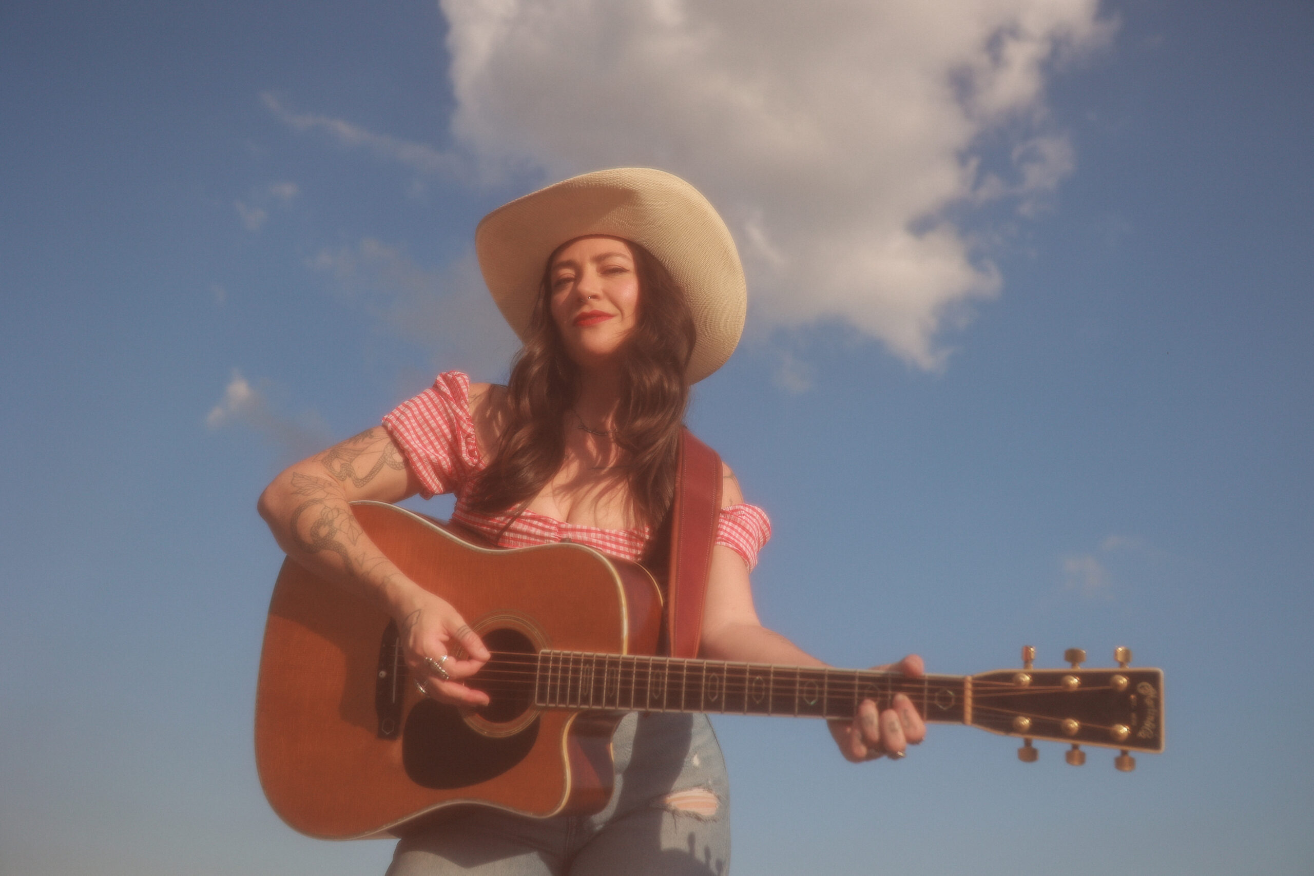 More People Should Really Know About: Hannah Juanita – Americana UK