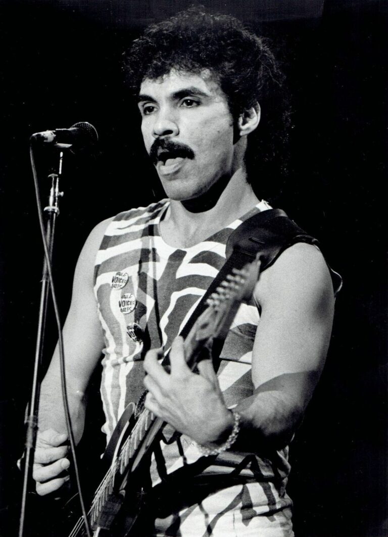 Interview: John Oates can’t stop the music and is still making his ...
