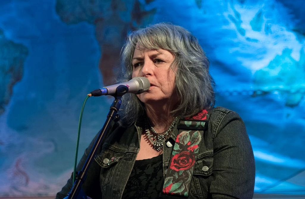 Can’t Live With It, Can’t Live Without It: Lynn Miles – Americana UK